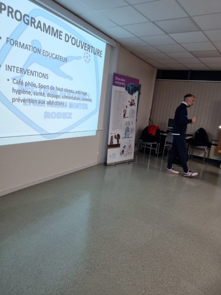 SECTIONS SPORTIVES au Lycée Alexis MONTEIL – SITE OFFICIEL DU DISTRICT ...